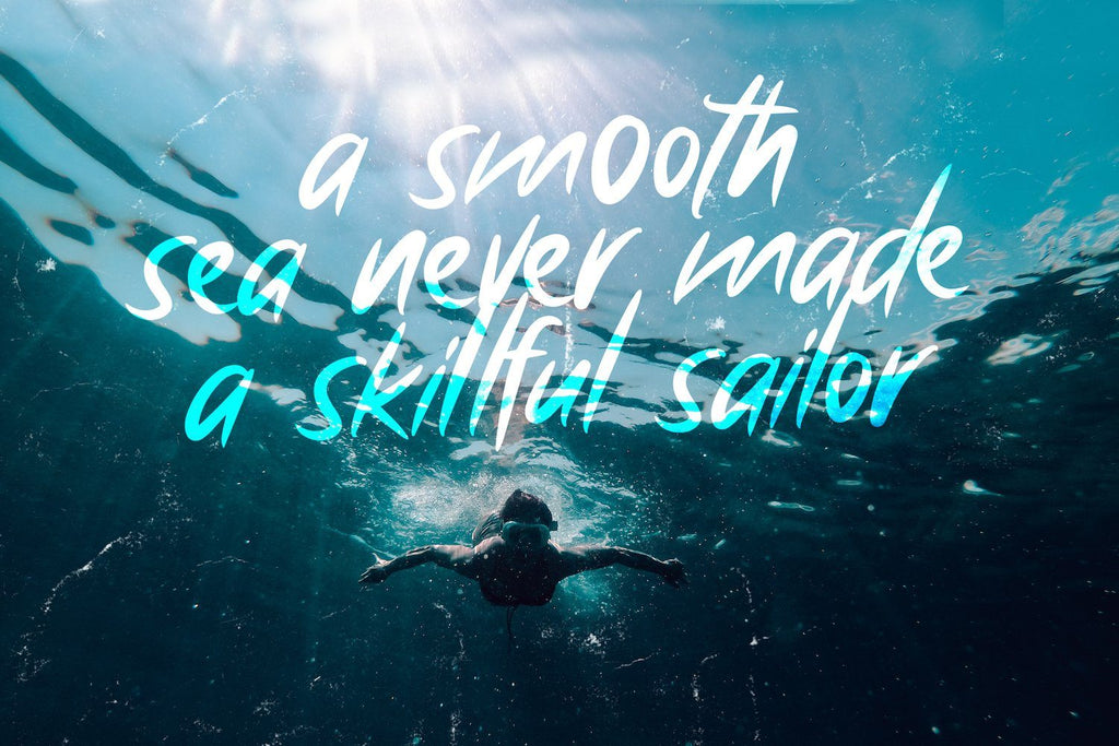 Antique - Bold Script Font - So Fontsy