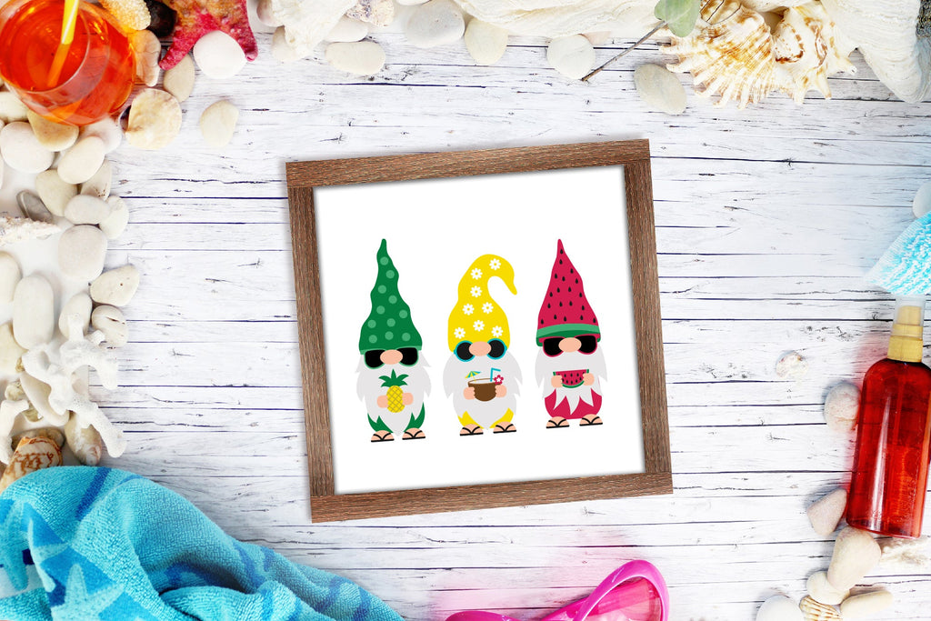 Summer gnomes SVG. Gnomes on the beach - So Fontsy