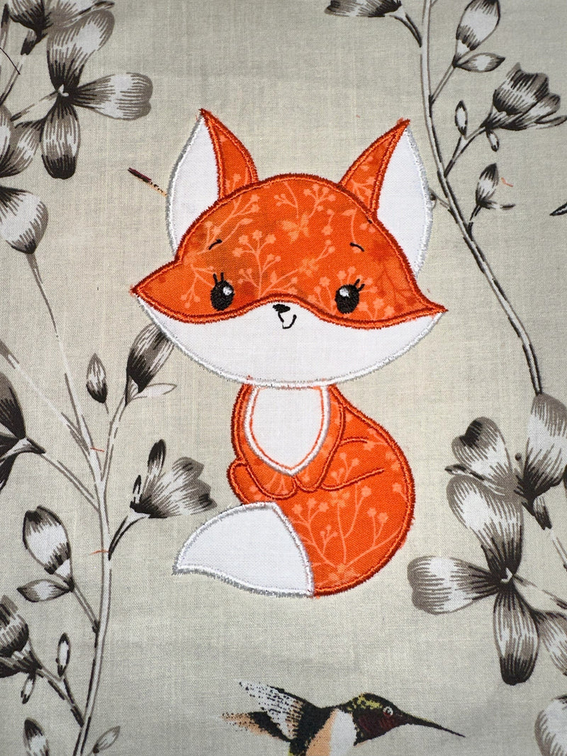 Adorable Fox Applique Machine Embroidery pattern - So Fontsy