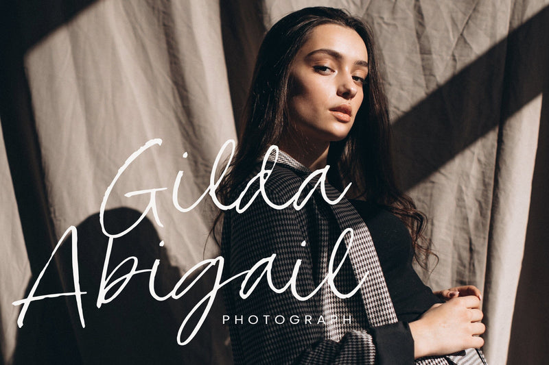 Charlotte Signature - Quirky Handwritten Script Font - So Fontsy