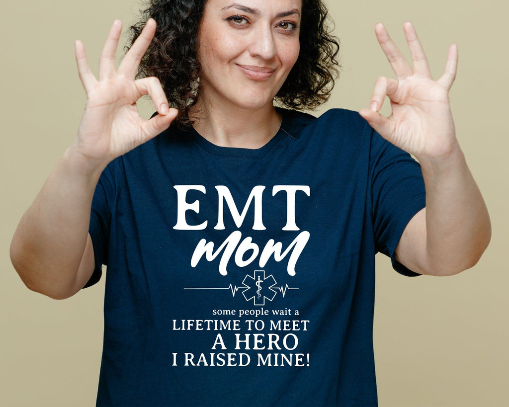 EMT Mom Svg Png, EMS Svg, First Responder Gift, Momlife svg, Mothers ...