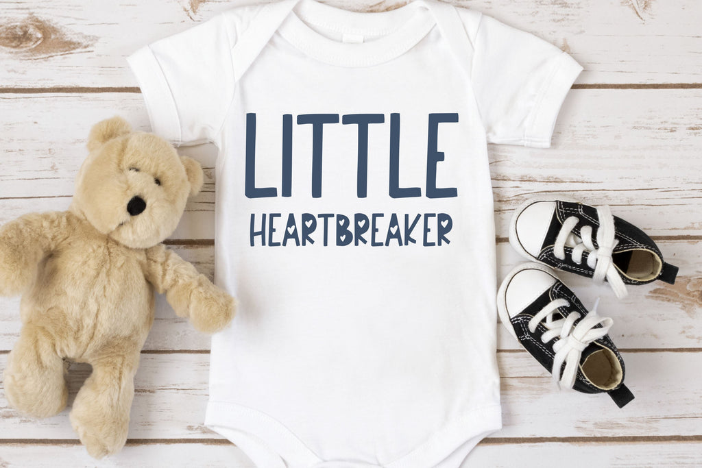 Heartbreaker, Handwritten Font with Hearts - So Fontsy