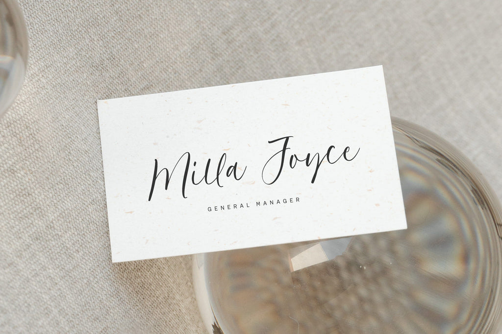 Hillary Austine Font - So Fontsy