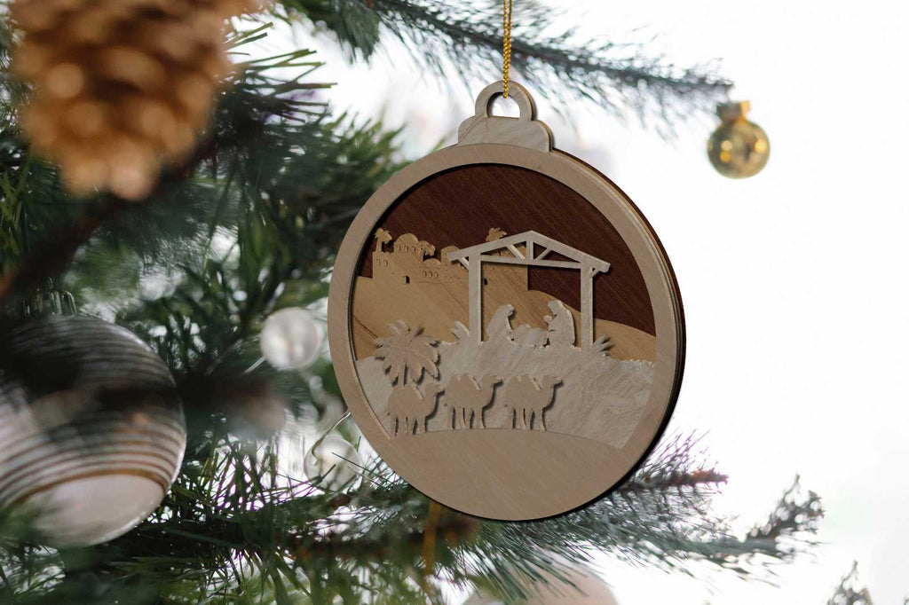 NATIVITY SCENE Christmas Decorative Ornament, Wood Cut and Paper Cut ...