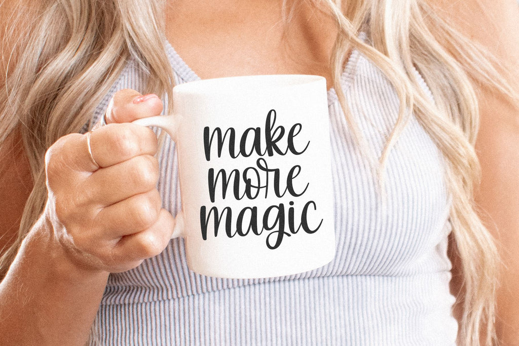 Sunshine Morning - Handwritten Script Font - So Fontsy