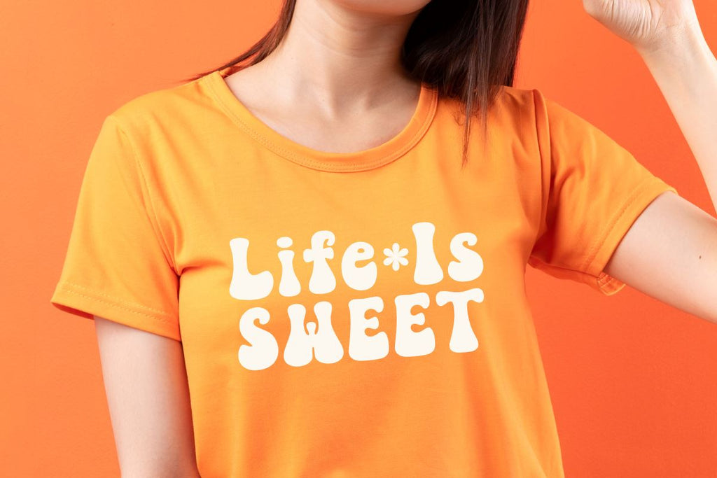 Sweet Shine - Retro Font - So Fontsy