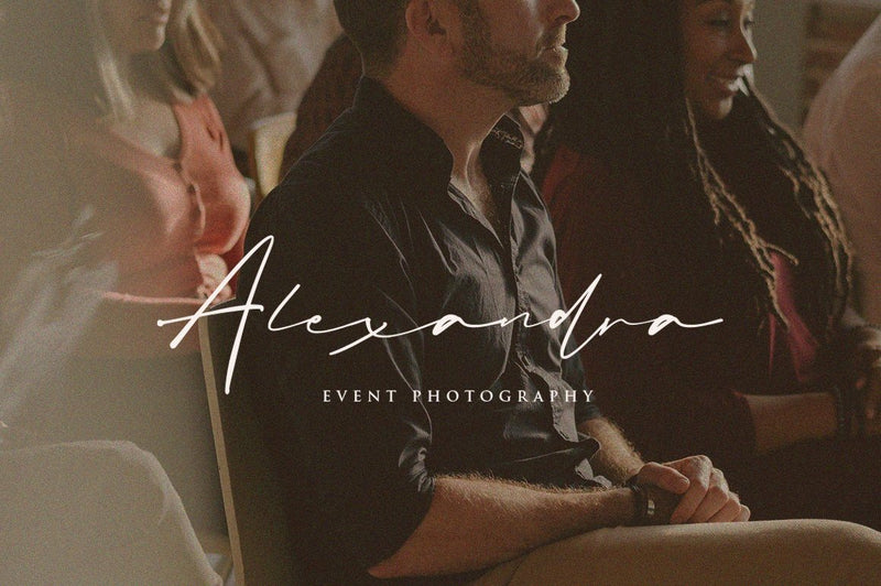 Amanda - Signature Cursive Font - So Fontsy