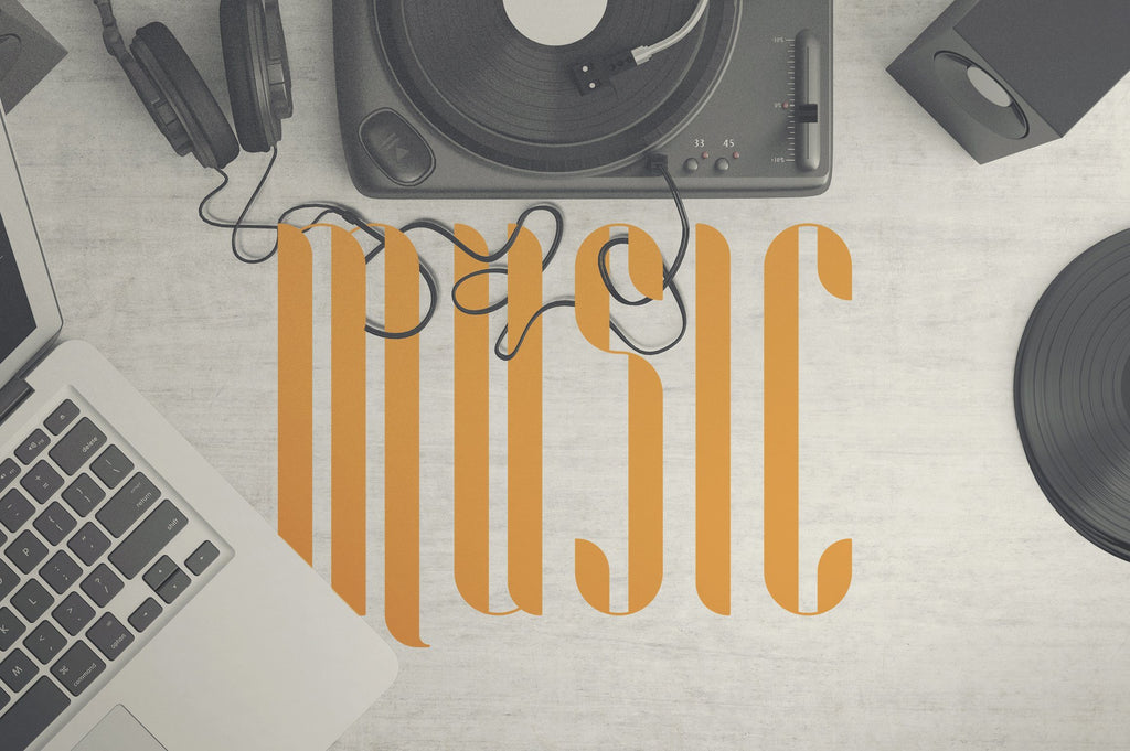 Aria Display font family - So Fontsy