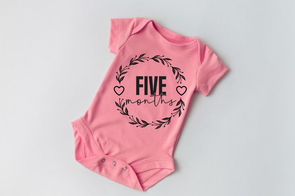 Baby Milestone round SVG Bundle - So Fontsy