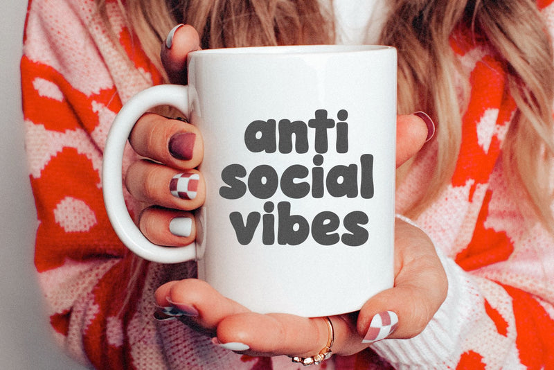 Cool Vibes - Bubbly Retro Font - So Fontsy