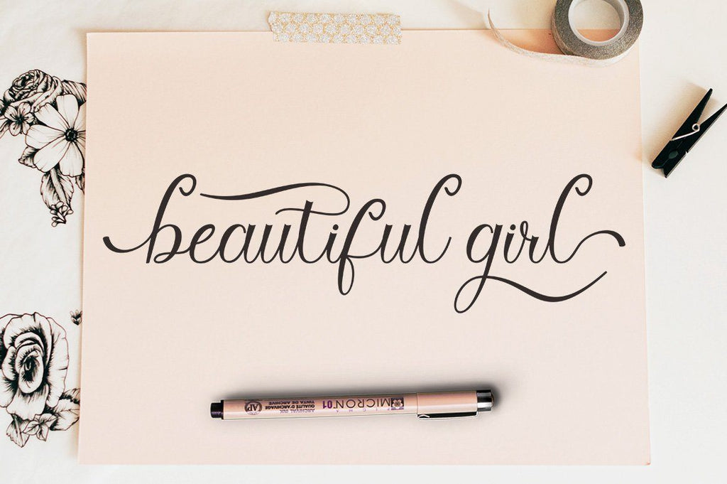 Cynthia Script - So Fontsy
