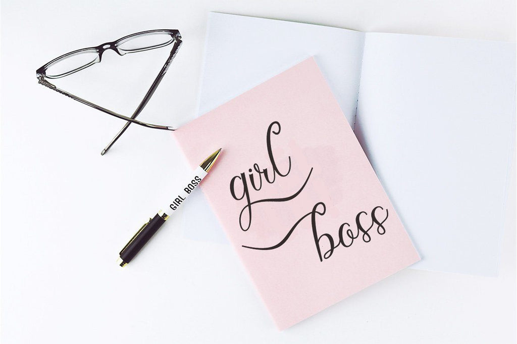 Cynthia Script - So Fontsy