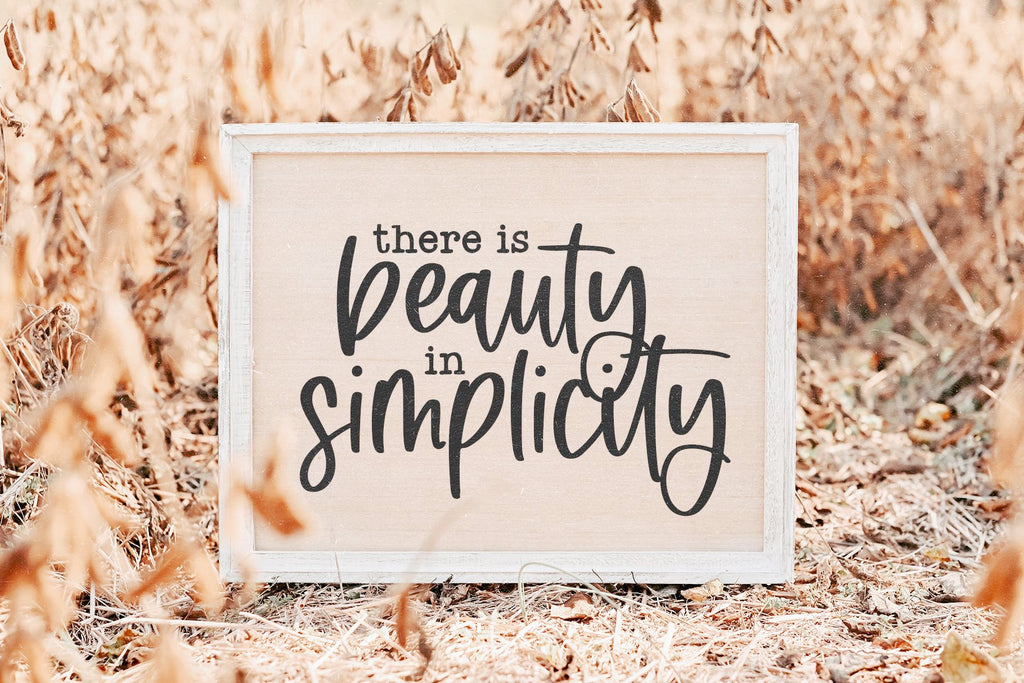 Farm Market - Handwritten Script Font - So Fontsy