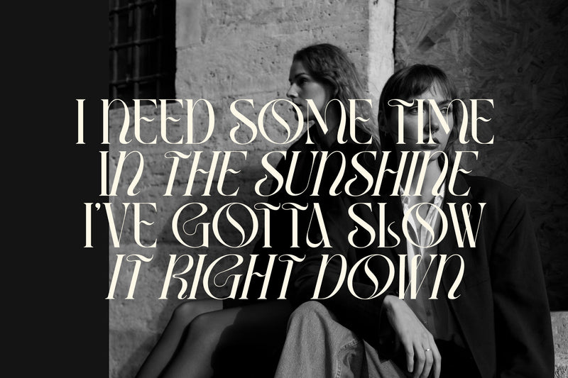 GLAMORA Typeface - So Fontsy