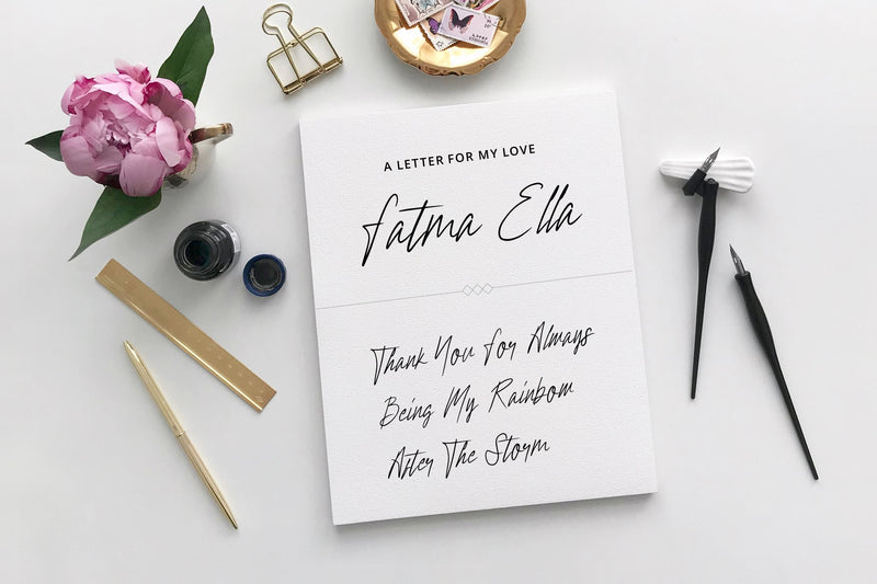 Hollywise - Signature Script Font - So Fontsy