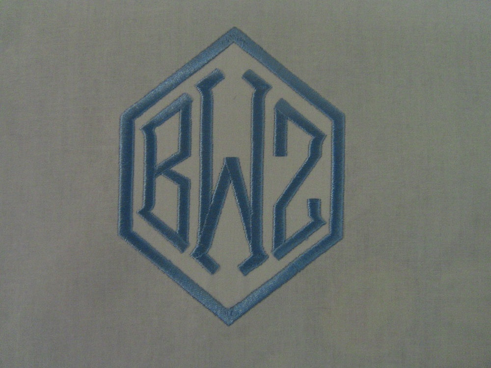 Monogram Font Machine embroidery design - So Fontsy