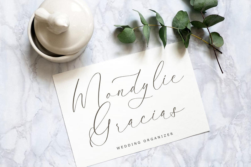Qloveland Marrtin - Luxury Calligraphy - So Fontsy