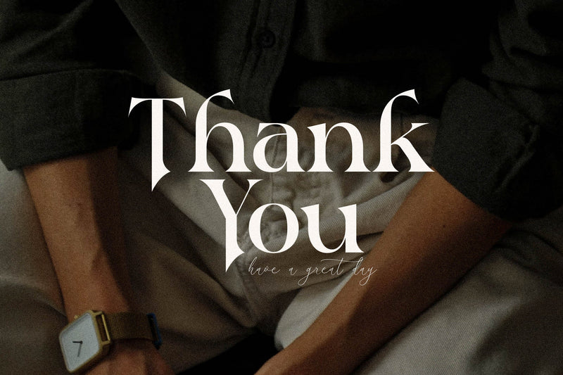 Raglika Typeface - So Fontsy