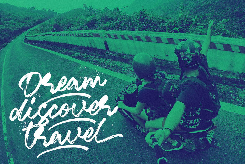 Ramez - Textured Brush Font - So Fontsy