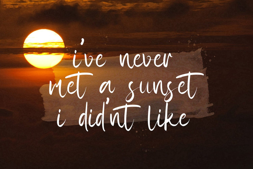 Rattfiny Script - Signature Script Font - So Fontsy