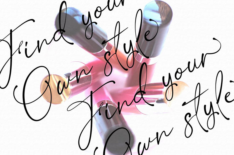 Saritha // Modern Calligraphy Font - So Fontsy