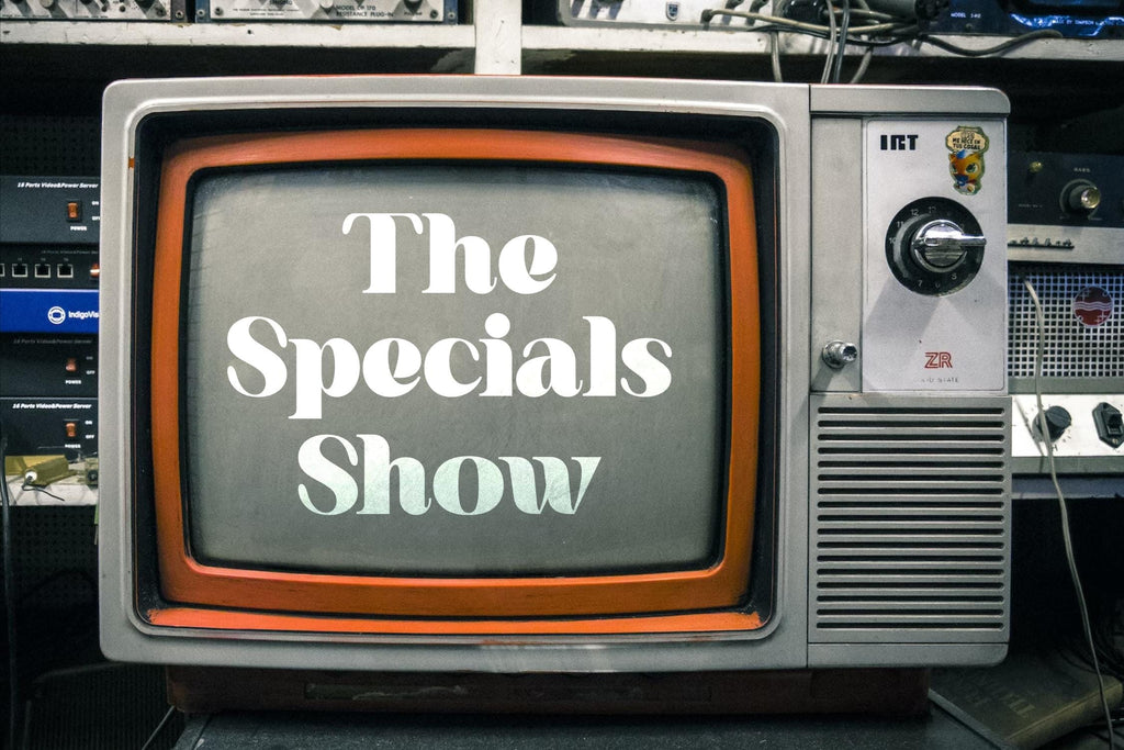 Senmoly Caligan Typeface - So Fontsy