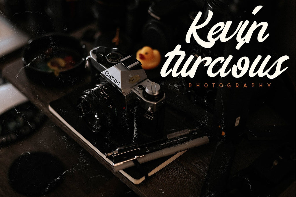 Stringlabs Creative - Bold Script Font - So Fontsy