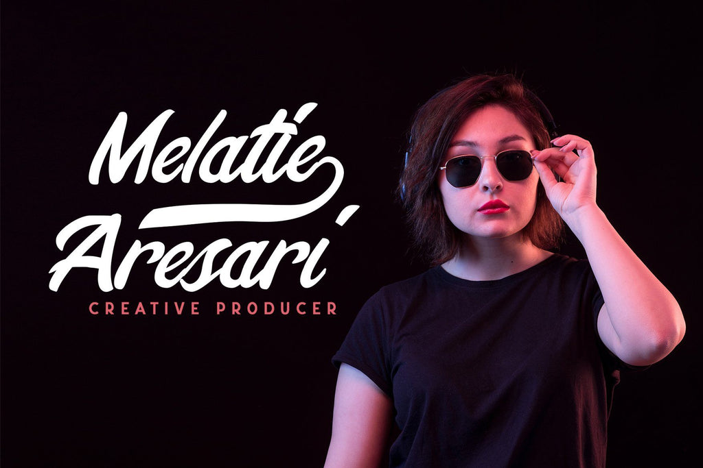 Stringlabs Creative - Bold Script Font - So Fontsy