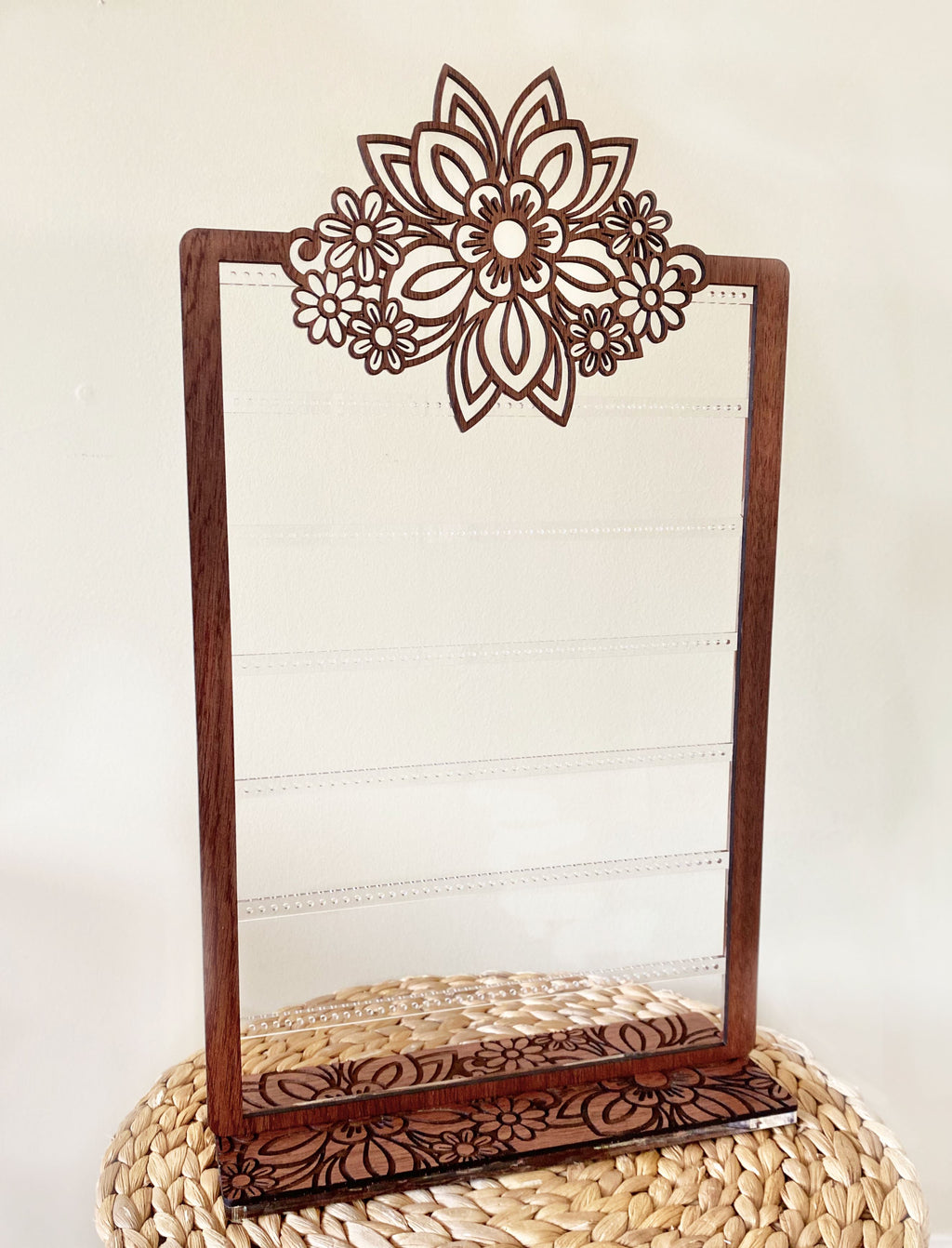Tall Floral Earring Stand File for Glowforge or Laser Cutter - So Fontsy