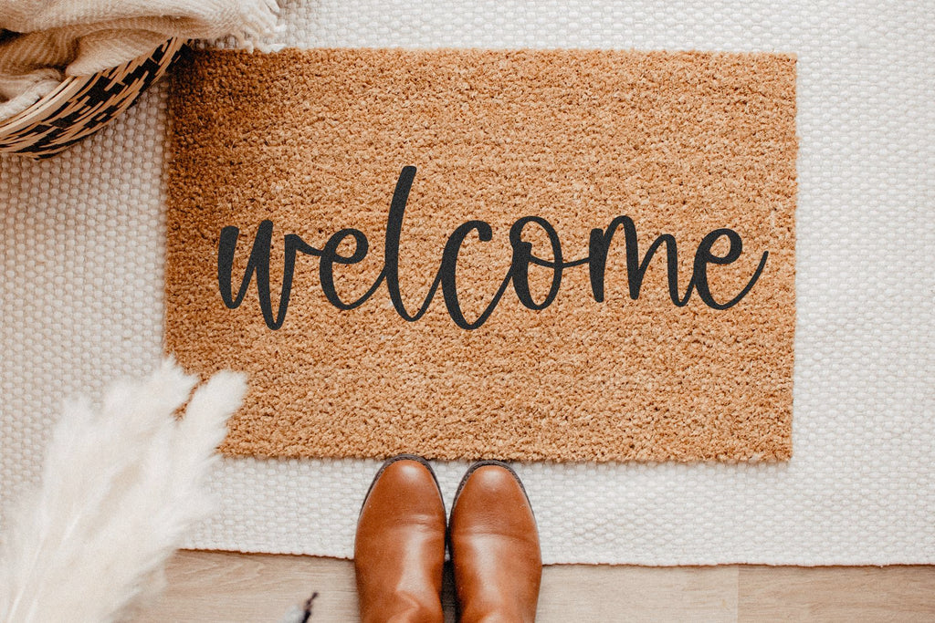 Thoughtful - Modern Script Font - So Fontsy