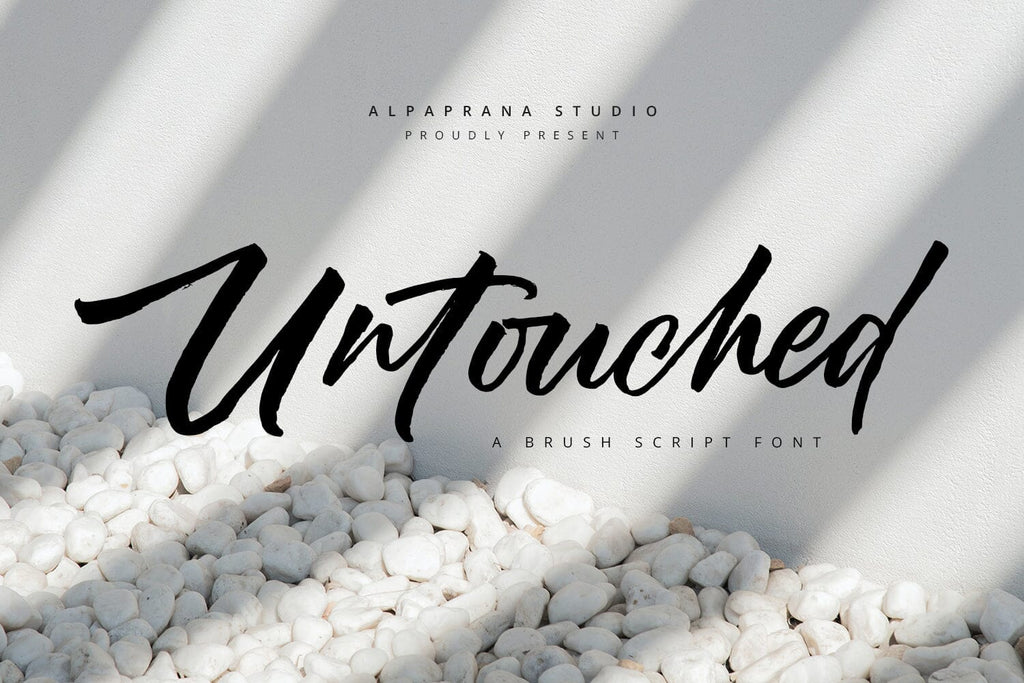 Untouched - Brush Script Font - So Fontsy
