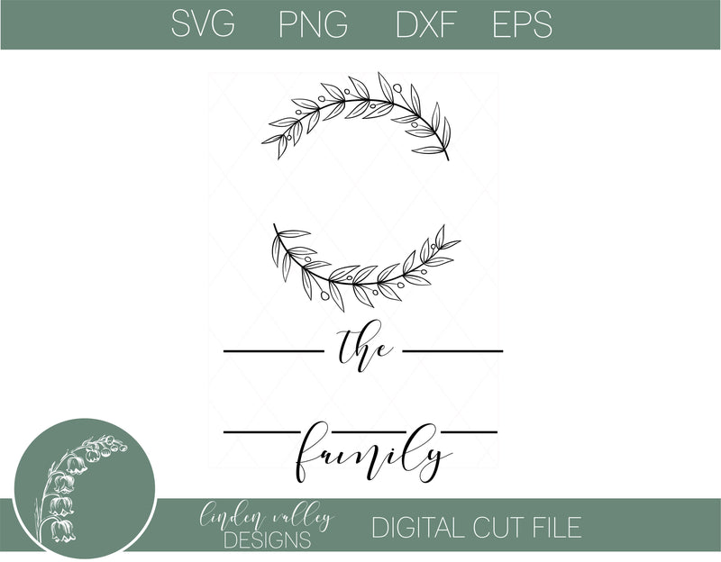Vertical Family Name Sign with Wreath - So Fontsy