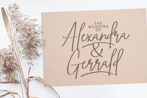 Ving Smith - Handwritten Font - So Fontsy