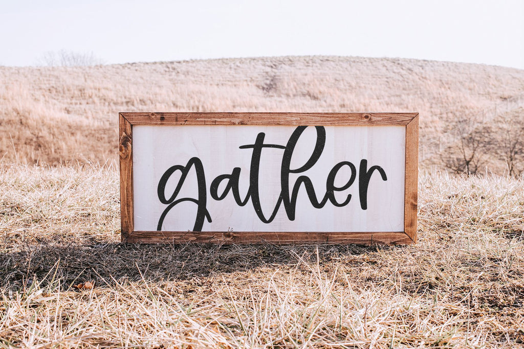 White Magnolia - Handwritten Script Font - So Fontsy